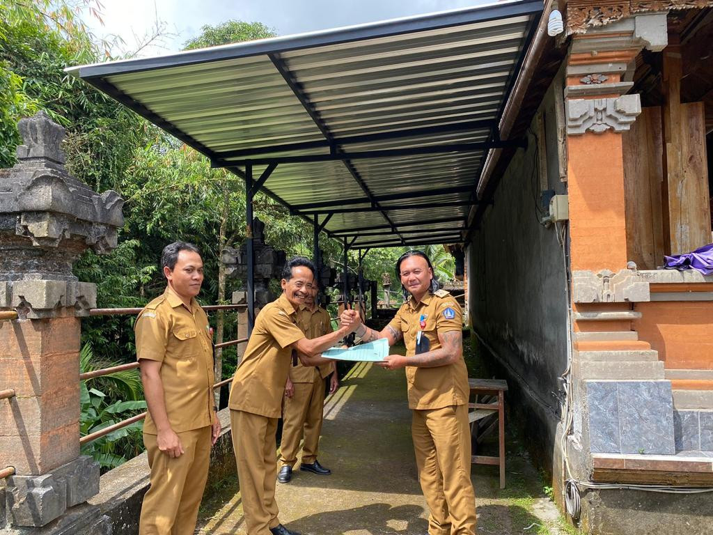 Serah Terima Rehab Balai Pesandekan ( Pengadaan Emped Kanopi) di Pura ...